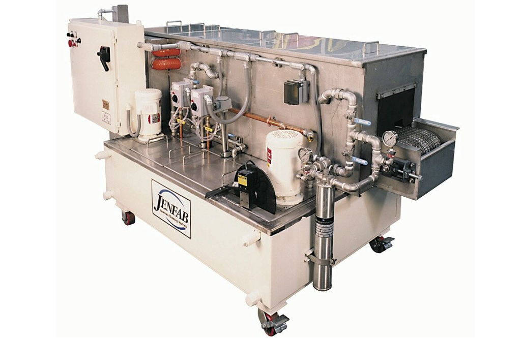 Mini pass through belt washer - Blast & Wash Systems